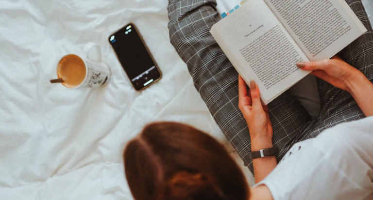 Phone Down, Book Up: How to Ignore Your Phone While Reading